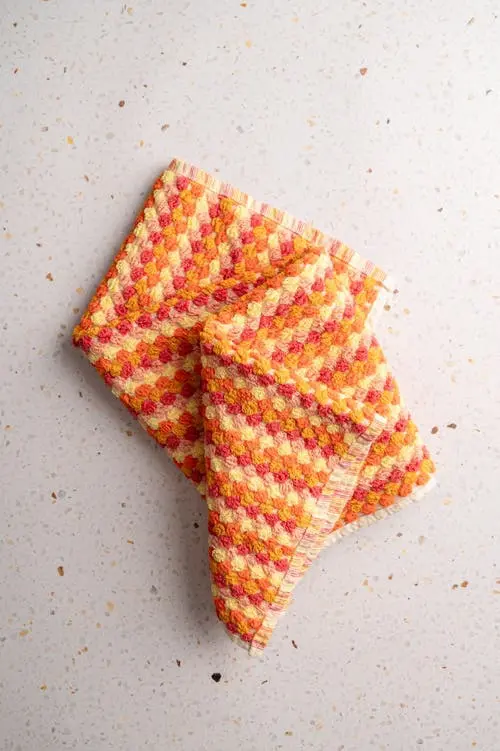 OLIVE AND LOOM Marseille Cotton Hand Towel - Orange