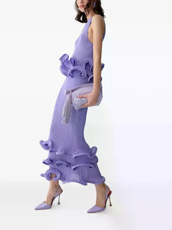 Carolina Herrera Sleeveless Ruffled Hem Top