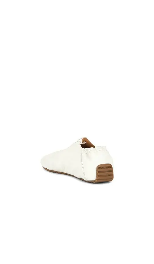 ODISSI Milly Scallop Flat