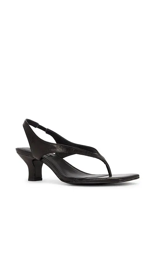 Senso Pallas Ii Thong Sandal With Kitten Heel In Black