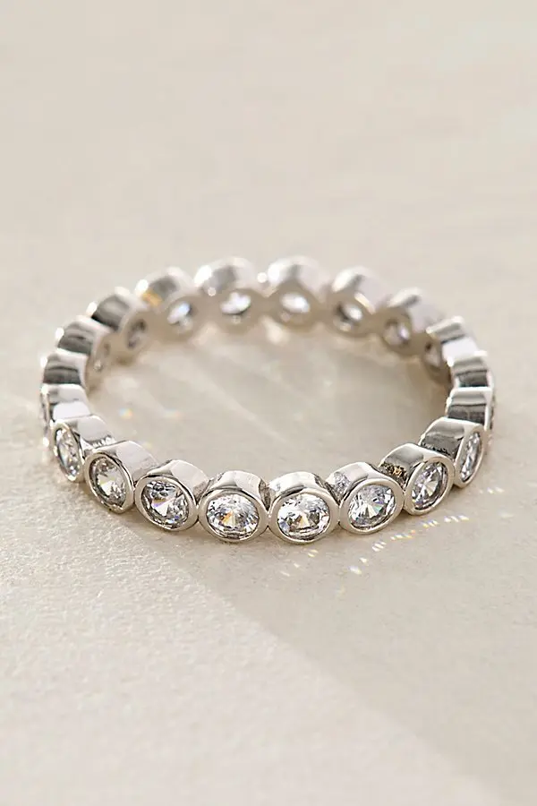 BRENDA GRANDS Tennis Eternity Ring - Silver