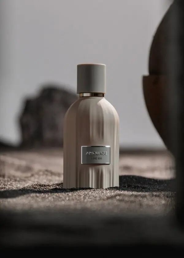 AMOUAGE Line 618 Essence De Parfum - N/a