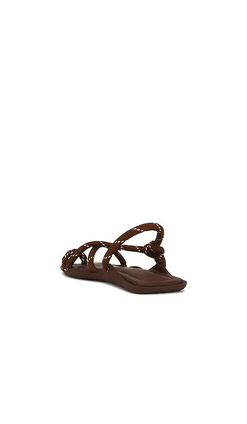 FLÃ²WZE Flōwze Flō Square Sandal