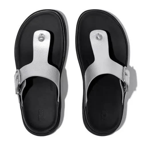 Fitflop Gen Ff Buckle Tumbled Leather Toe-post Sandals - Silver