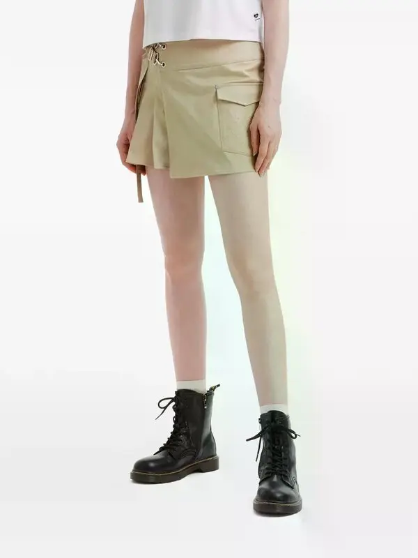 Izzue Pleated Detail Shorts - Neutrals