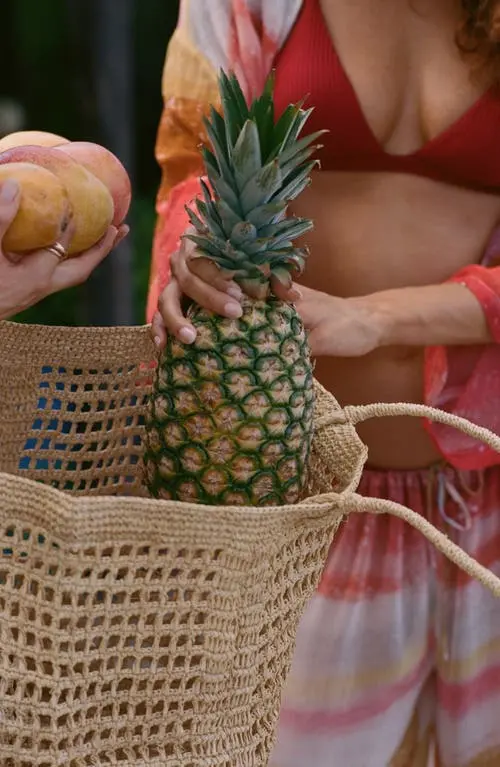Vitamin A® Ora Raffia Tote - Natural