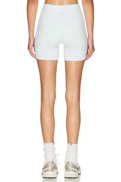 437 The Essentials Short - Ice Blue