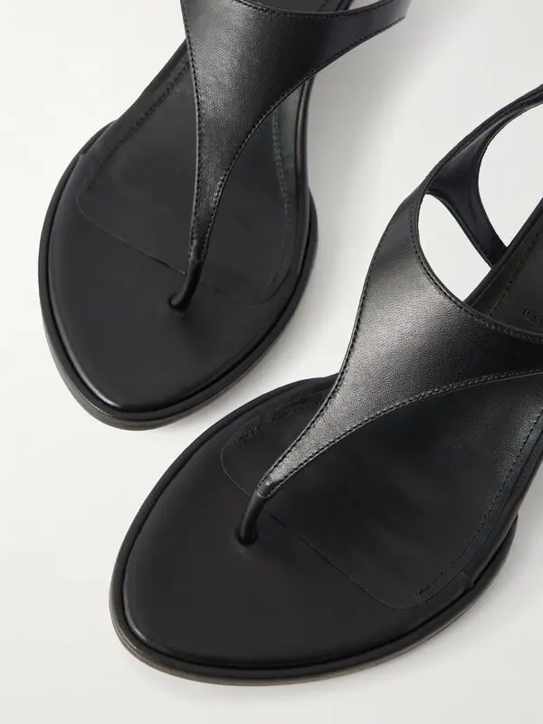 AeydĒ Roose Leather Thong Sandals - Black