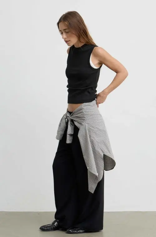 Almina Concept Classic Round Neck Tank - Black