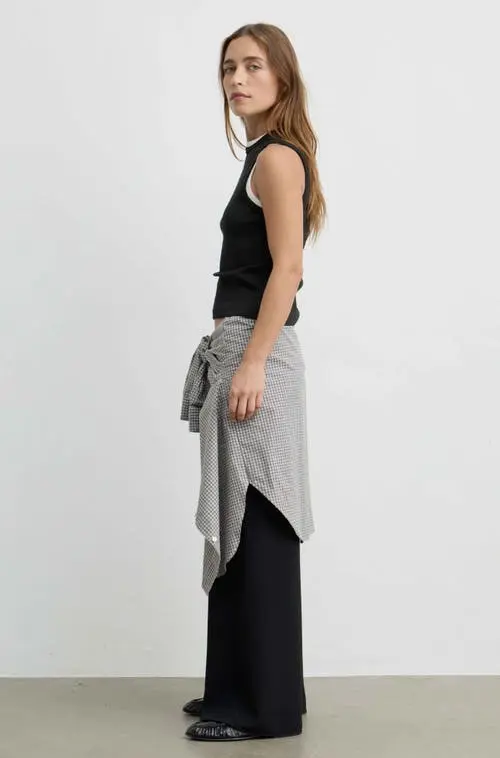 Almina Concept Classic Round Neck Tank - Black