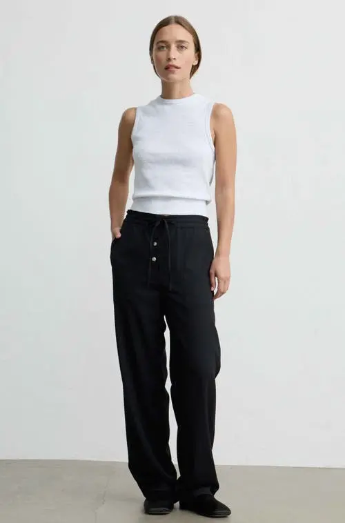 Almina Concept Classic Round Neck Tank
