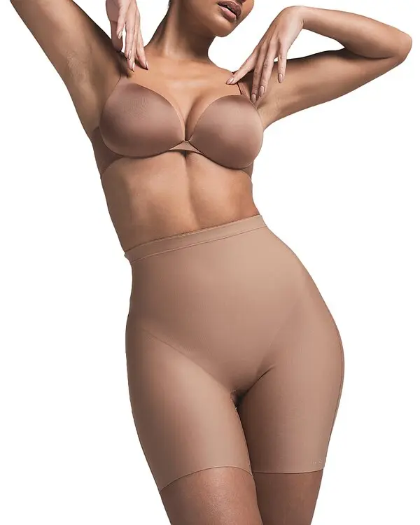 SKIMS Core Sculpt Mid Rise Shorts - Sienna