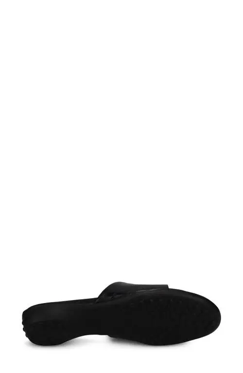 Vaneli Tallis Slide Sandal
