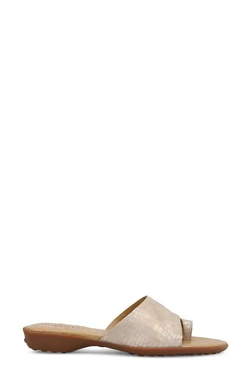 Vaneli Tallis Slide Sandal - Champagne