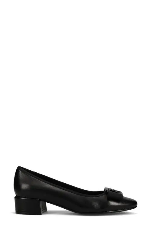 Vaneli Amiel Pump - Black