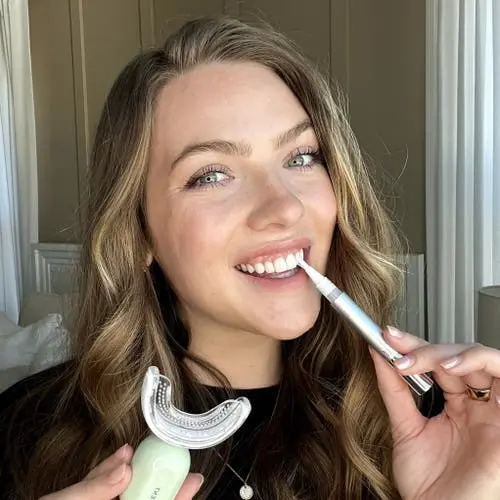 LUCENT Gentle Teeth Whitening Kit