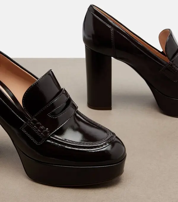 GIANVITO ROSSI Patent Leather Loafer Pumps