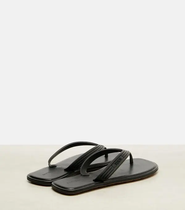 Bottega Veneta Sampieri Thong Sandals - Black