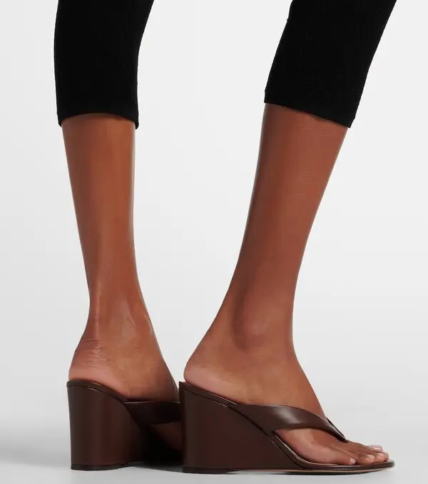 GIANVITO ROSSI Leather Wedge Thong Sandals