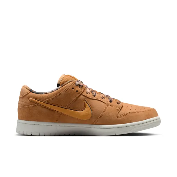 Nike Dunk Low Pro Skate Shoes - Brown