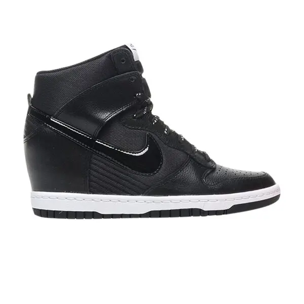 Nike Dunk Sky High Essential Sneakers - Black