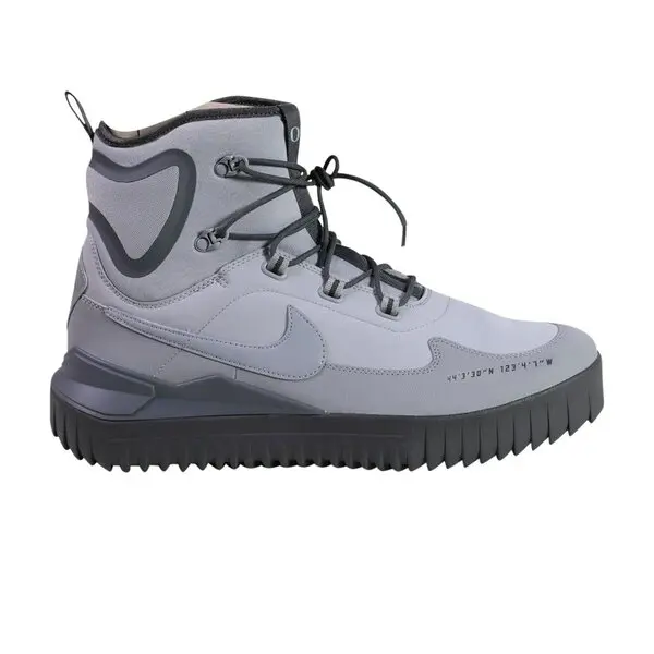 Nike Wild Mid High-top Sneakers