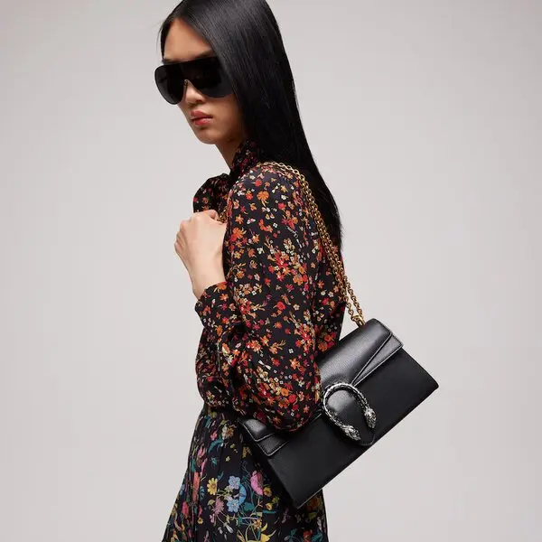 Gucci Dionysus Medium Shoulder Bag - Black