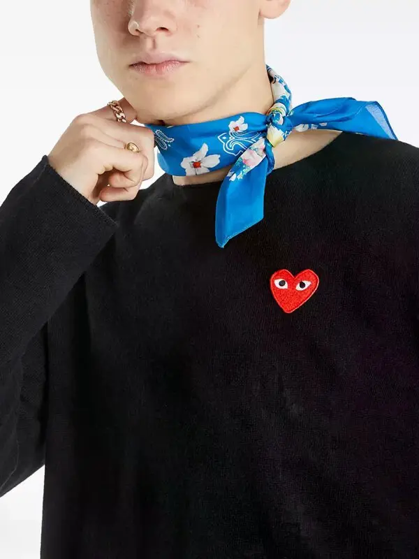 Play Comme Des Garcon Heart-patch Sweater - Black