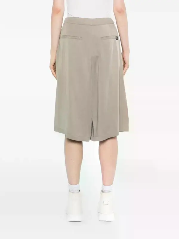 AGNES B. Pleated Shorts