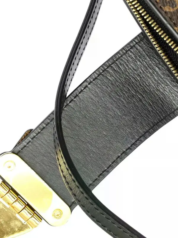 LOUIS VUITTON Trunk Reverse Monogram Canvas Clutch Bag - Brown