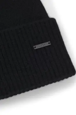 BOSS Logo Plaque Cashmere Beanie - Black