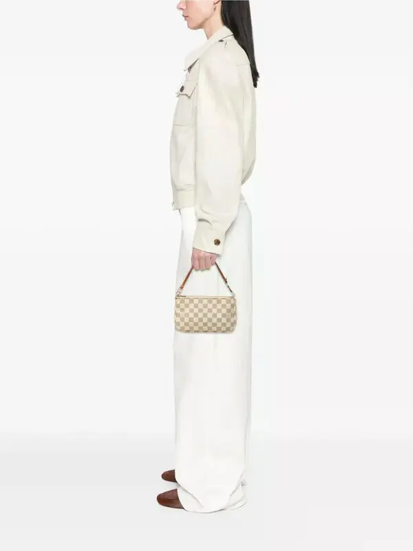 LOUIS VUITTON 2007 Damier Azur Pochette Accessoires - White