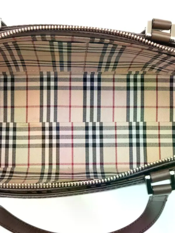 Burberry 2000-2017 Leather Handbag