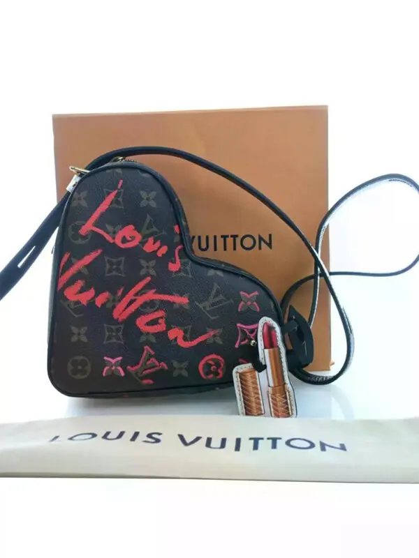 LOUIS VUITTON 2021-2025 Monogram Sac Coeur