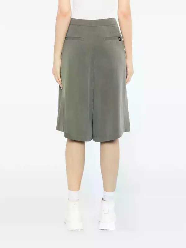 AGNES B. Pleated Wide Leg Shorts - Grey
