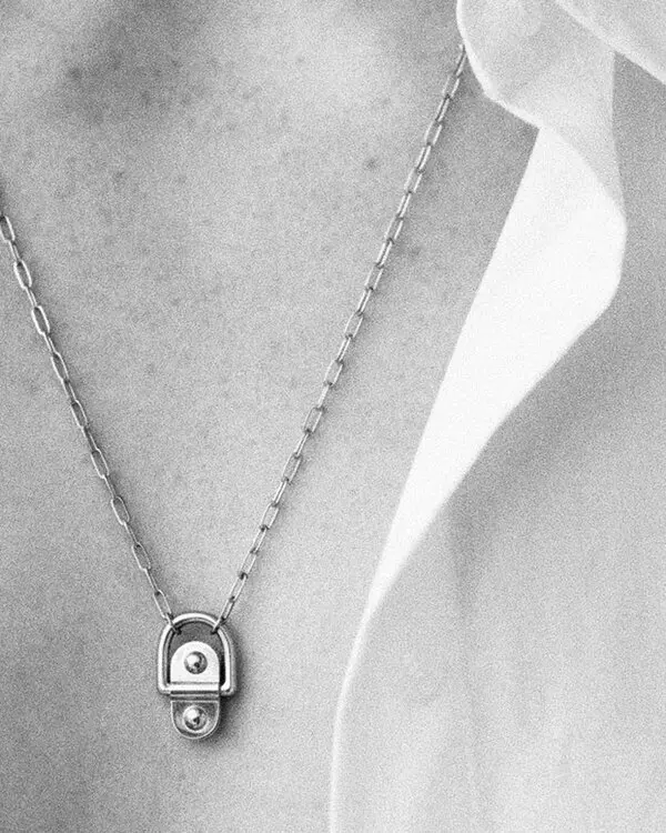 STATEMENT Rivet Pendant Necklace - Silver