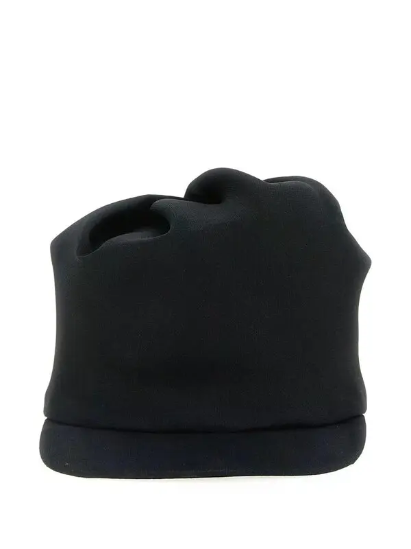Balenciaga Sculptural Scarf-detail Cap - Black