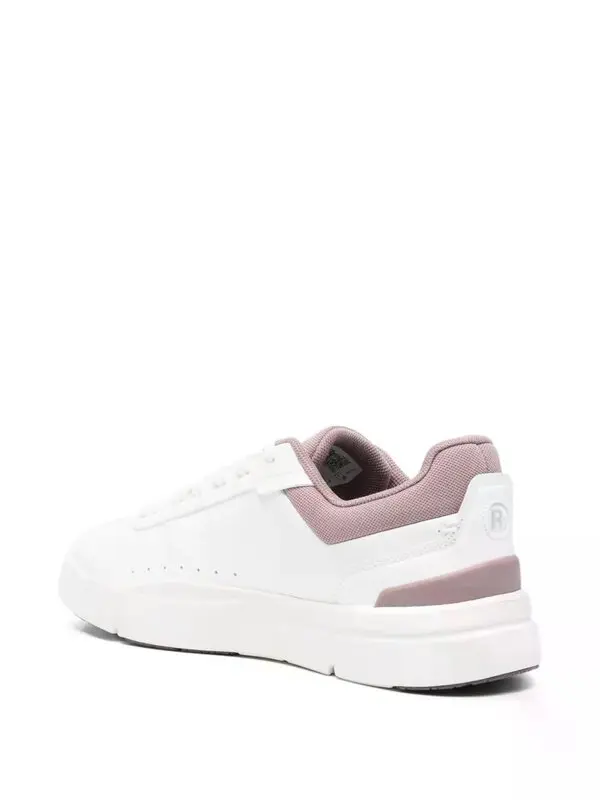 On The Roger Advantage Lace-up Sneakers - White