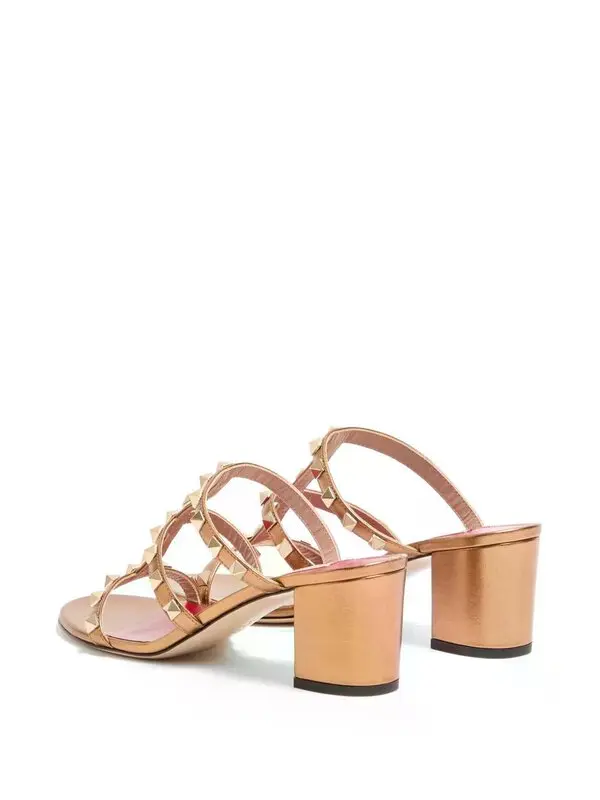 Valentino Garavani Rockstud Slide Sandals In Laminated Nappa Leather - Gold
