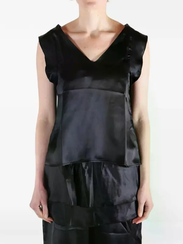 BASERANGE V-neck Top