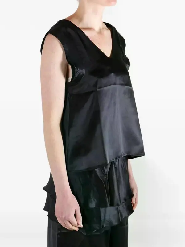 BASERANGE V-neck Top