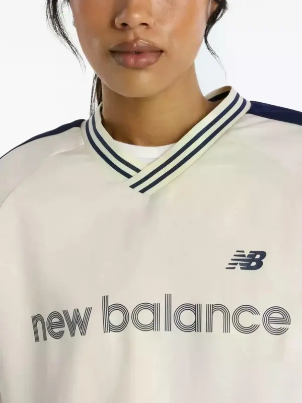 NEW BALANCE Satin Woven Pullover