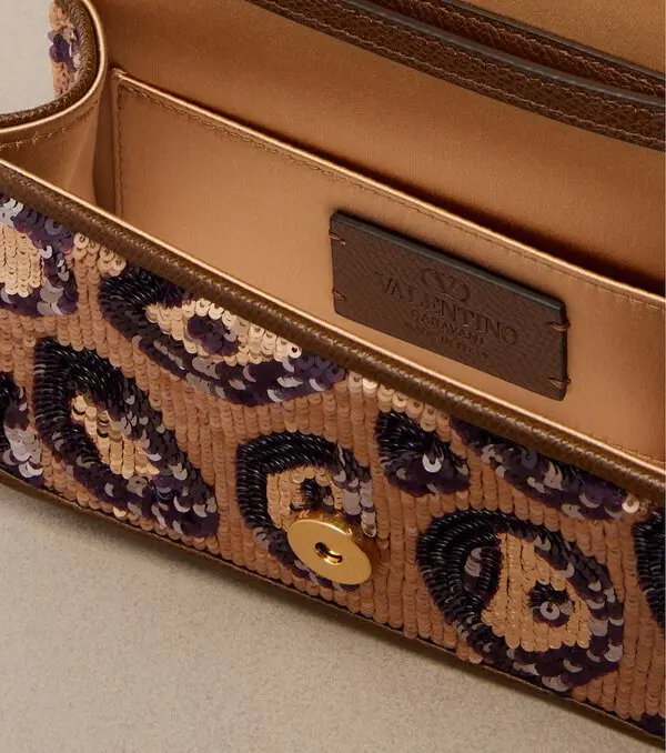 Valentino Garavani Locò Small Top-handle Bag