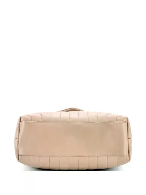 Saint Laurent Loulou Matelasse Chevron Leather Medium Shoulder Bag - Neutrals