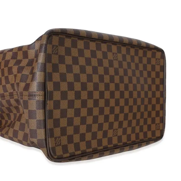 LOUIS VUITTON Damier Ebene Canvas Greenwich Pm