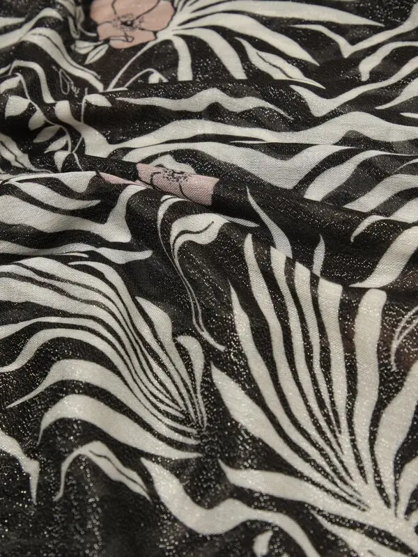 Liu Jo Viscose Blend Stole With Floral Motif - Black
