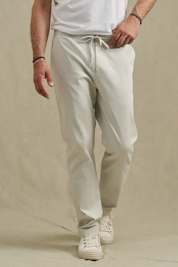 Velvet By Graham & Spencer Cotton Stretch Tapered Pant