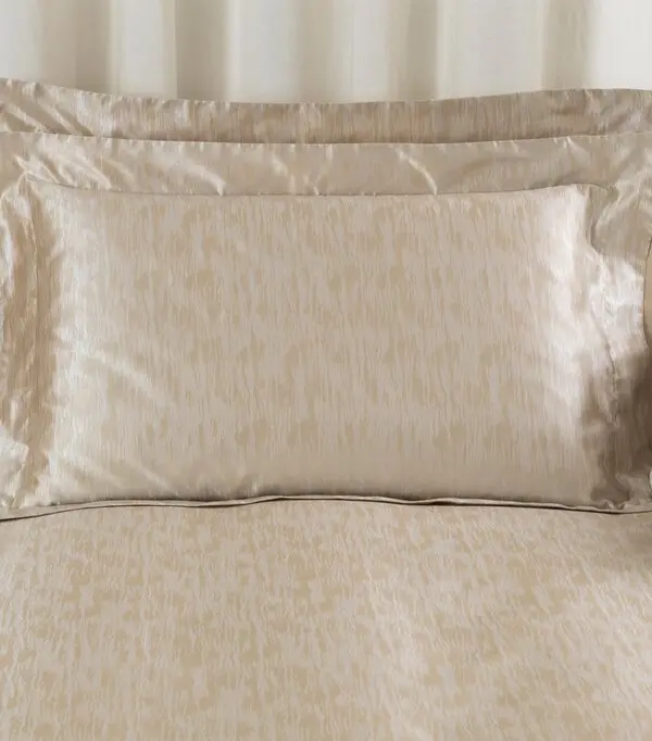 Frette Silk Luxury Sway Oxford Pillowcase - Beige