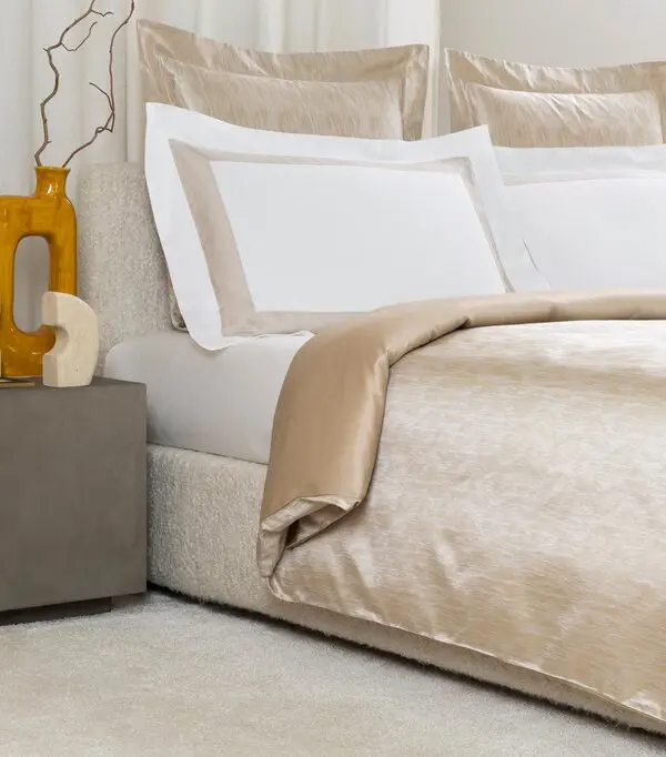 Frette Silk Luxury Sway Queen Duvet Cover - Beige