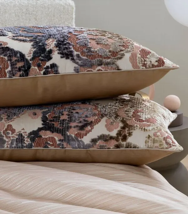 Frette Collector Decorative Cushion - Pink